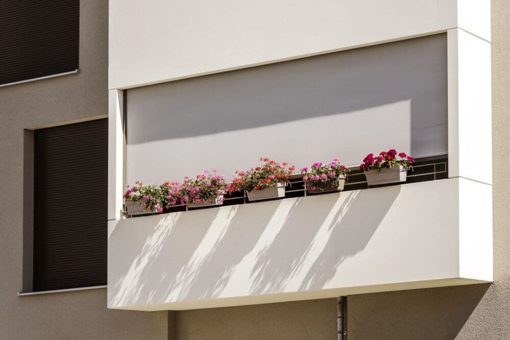 4 Important Things To Consider When Installing Outdoor Roller Blinds
